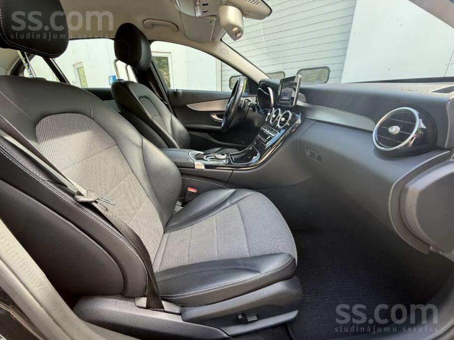 Melns Mercedes-Benz C 180 2019 Rīga, ar dzinēja tilpumu 1.60 L un nobraukumu 218 tūkst. km par 12790 €, foto 18 vietnē AUTOMOTO.COM.LV