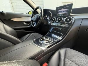 Melns Mercedes-Benz C 180 2019 Rīga, ar dzinēja tilpumu 1.60 L un nobraukumu 218 tūkst. km par 12790 €, foto 19 vietnē AUTOMOTO.COM.LV