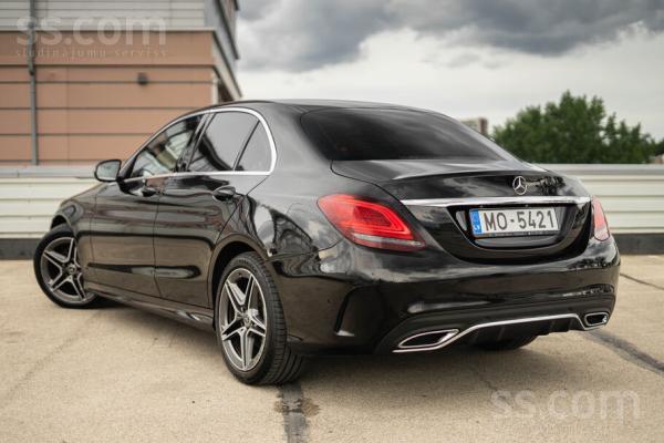 Black Mercedes-Benz C 180 2019 in Riga, with an engine capacity of 1.60 L and mileage of 133 thousand km for 17990 €, photo 10 on AUTOMOTO.COM.LV