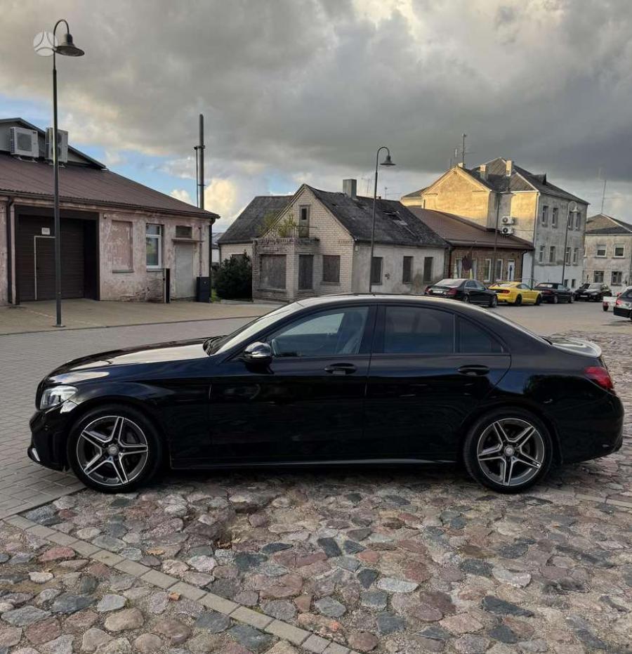 Черный Мерседес Ц 180 2019 в Вильнюс, объемом двигателя 1.50 л и пробегом 184 тыс. км за 17800 €, фото 5 на AUTOMOTO.COM.LV