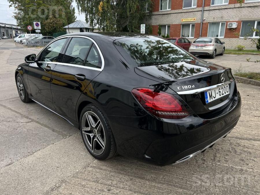 Черный Мерседес Ц 180 2019 в Рига, объемом двигателя 1.60 л и пробегом 45 тыс. км за 21850 €, фото 3 на AUTOMOTO.COM.LV