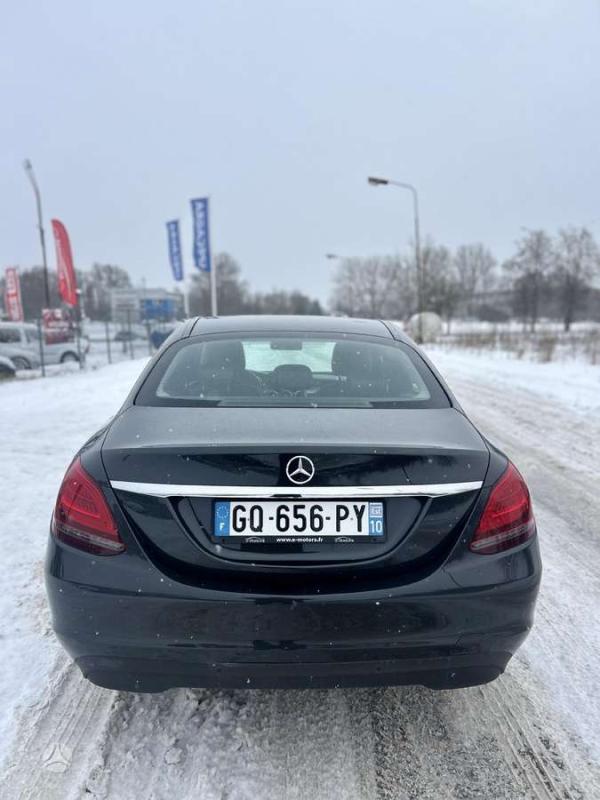 Black Mercedes-Benz C 180 2020 in Panevezys, with an engine capacity of 1.60 L and mileage of 267 thousand km for 15900 €, photo 7 on AUTOMOTO.COM.LV