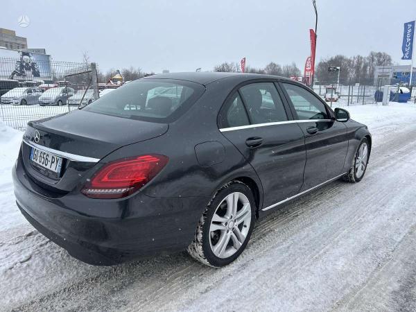 Black Mercedes-Benz C 180 2020 in Panevezys, with an engine capacity of 1.60 L and mileage of 267 thousand km for 15900 €, photo 8 on AUTOMOTO.COM.LV