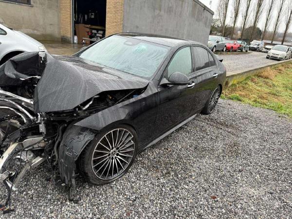 Black Mercedes-Benz C 180 2022 in Vilnius, with an engine capacity of 1.50 L and mileage of 58 thousand km for 12900 €, photo 2 on AUTOMOTO.COM.LV