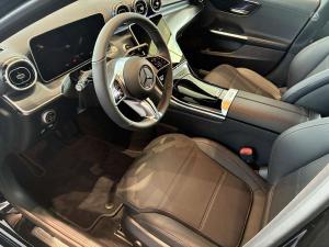Melns Mercedes-Benz C 180 2026 Viļņa, ar dzinēja tilpumu 1.50 L un nobraukumu 0 tūkst. km par 43801 €, foto 12 vietnē AUTOMOTO.COM.LV