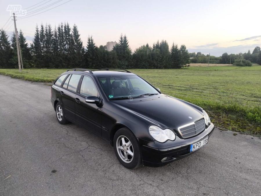 Melns Mercedes-Benz C 180 2002 Kelmė, ar dzinēja tilpumu 1.80 L un nobraukumu 318 tūkst. km par 2200 €, foto 5 vietnē AUTOMOTO.COM.LV