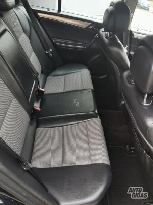 Black Mercedes-Benz C 180 2005 in Telschi, with an engine capacity of 1.80 L and mileage of 275 thousand km for 2850 €, photo 12 on AUTOMOTO.COM.LV