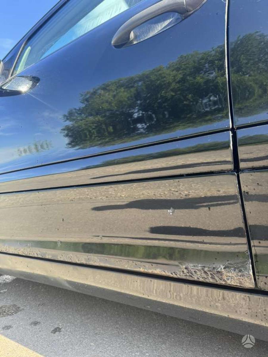 Melns Mercedes-Benz C 180 2007 Šilutė, ar dzinēja tilpumu 1.80 L un nobraukumu 300 tūkst. km par 1500 €, foto 14 vietnē AUTOMOTO.COM.LV