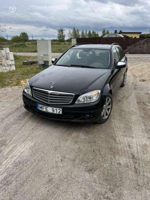 Melns Mercedes-Benz C 180 2008 Klaipėda, ar dzinēja tilpumu 1.80 L un nobraukumu 399 tūkst. km par 2850 €, foto  vietnē AUTOMOTO.COM.LV