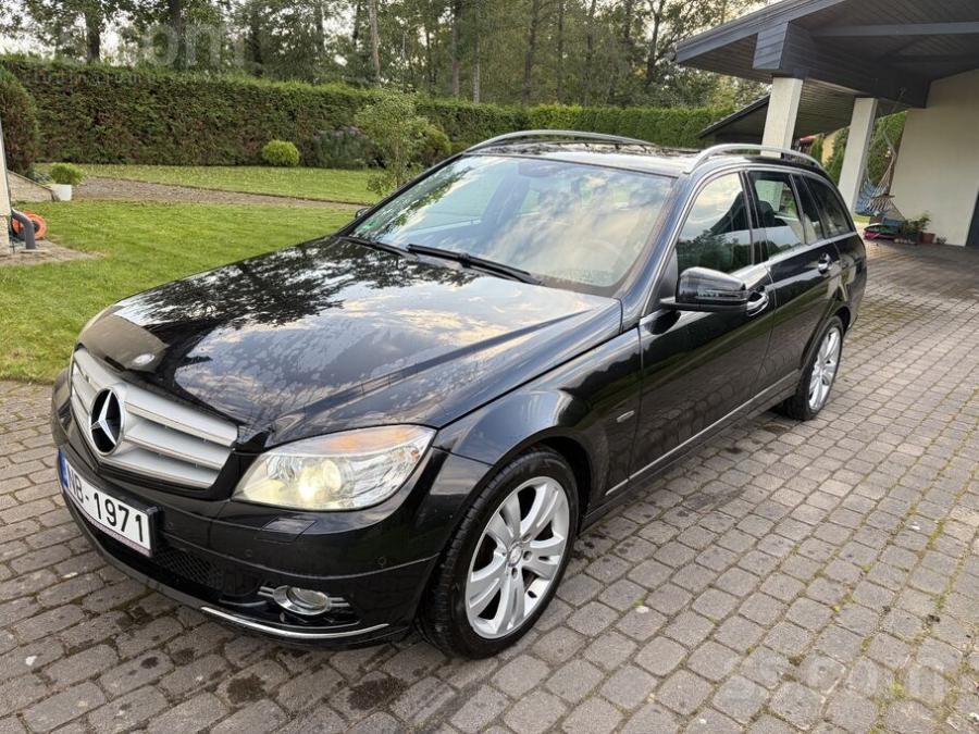 Melns Mercedes-Benz C 180 2008 Rīga, ar dzinēja tilpumu 1.80 L un nobraukumu 283 tūkst. km par 4460 €, foto 3 vietnē AUTOMOTO.COM.LV