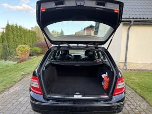 Melns Mercedes-Benz C 180 2008 Rīga, ar dzinēja tilpumu 1.80 L un nobraukumu 283 tūkst. km par 4460 €, foto 8 vietnē AUTOMOTO.COM.LV