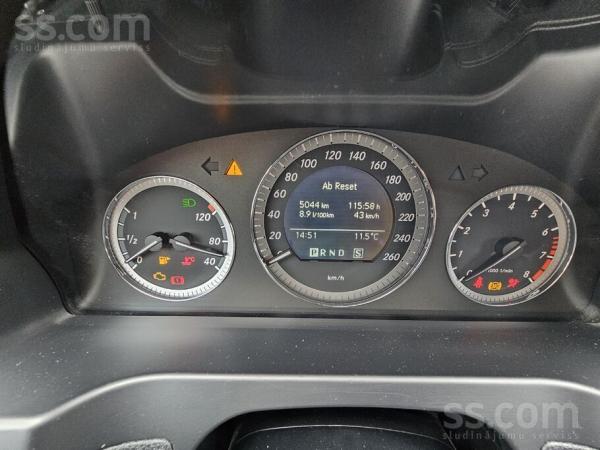 Black Mercedes-Benz C 180 2009 in Jelgava, with an engine capacity of 1.60 L and mileage of 245 thousand km for 2950 €, photo 7 on AUTOMOTO.COM.LV