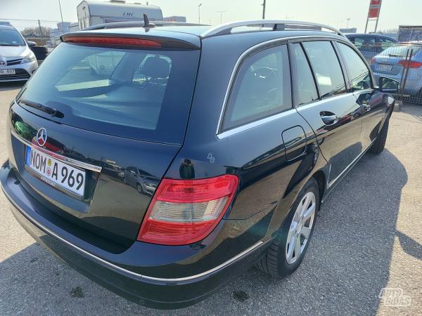 Black Mercedes-Benz C 180 2010 in Marijampole, with an engine capacity of 1.80 L and mileage of 233 thousand km for 4350 €, photo 3 on AUTOMOTO.COM.LV
