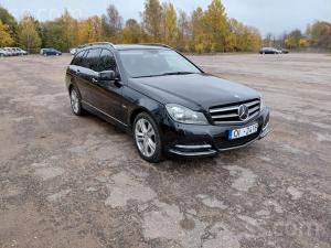 Black Mercedes-Benz C 180 2011 in Talsi, with an engine capacity of 2.20 L and mileage of 255 thousand km for 7600 €, photo 3 on AUTOMOTO.COM.LV