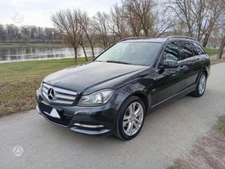 Melns Mercedes-Benz C 180 2011 Kauņa, ar dzinēja tilpumu 1.80 L un nobraukumu 310 tūkst. km par 5650 €, foto 1 vietnē AUTOMOTO.COM.LV