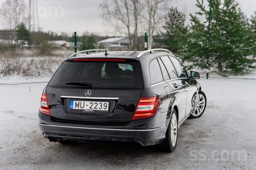 Black Mercedes-Benz C 180 2012 in Riga, with an engine capacity of 2.20 L and mileage of 0 thousand km for 8590 €, photo 6 on AUTOMOTO.COM.LV