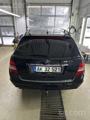 Melns Mercedes-Benz C 180 2012 Jūrmala, ar dzinēja tilpumu 2.20 L un nobraukumu 0 tūkst. km par 7490 €, foto 6 vietnē AUTOMOTO.COM.LV