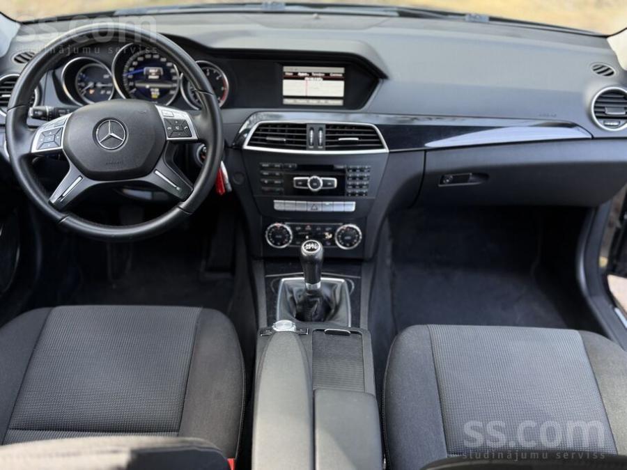 Melns Mercedes-Benz C 180 2012 Jūrmala, ar dzinēja tilpumu 2.20 L un nobraukumu 0 tūkst. km par 5890 €, foto 39 vietnē AUTOMOTO.COM.LV