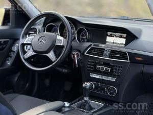 Melns Mercedes-Benz C 180 2012 Jūrmala, ar dzinēja tilpumu 2.20 L un nobraukumu 0 tūkst. km par 5890 €, foto 46 vietnē AUTOMOTO.COM.LV