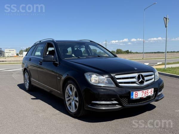 Melns Mercedes-Benz C 180 2012 Liepāja, ar dzinēja tilpumu 1.80 L un nobraukumu 160 tūkst. km par 7400 €, foto 3 vietnē AUTOMOTO.COM.LV