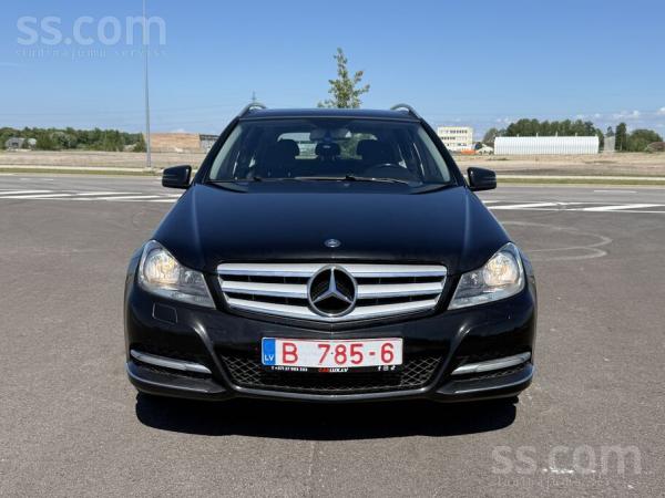Melns Mercedes-Benz C 180 2012 Liepāja, ar dzinēja tilpumu 1.80 L un nobraukumu 160 tūkst. km par 7400 €, foto 7 vietnē AUTOMOTO.COM.LV