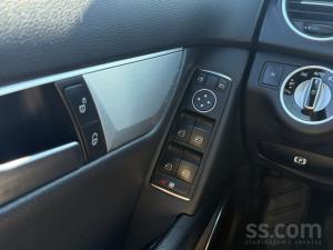 Melns Mercedes-Benz C 180 2012 Liepāja, ar dzinēja tilpumu 1.80 L un nobraukumu 160 tūkst. km par 7400 €, foto 22 vietnē AUTOMOTO.COM.LV
