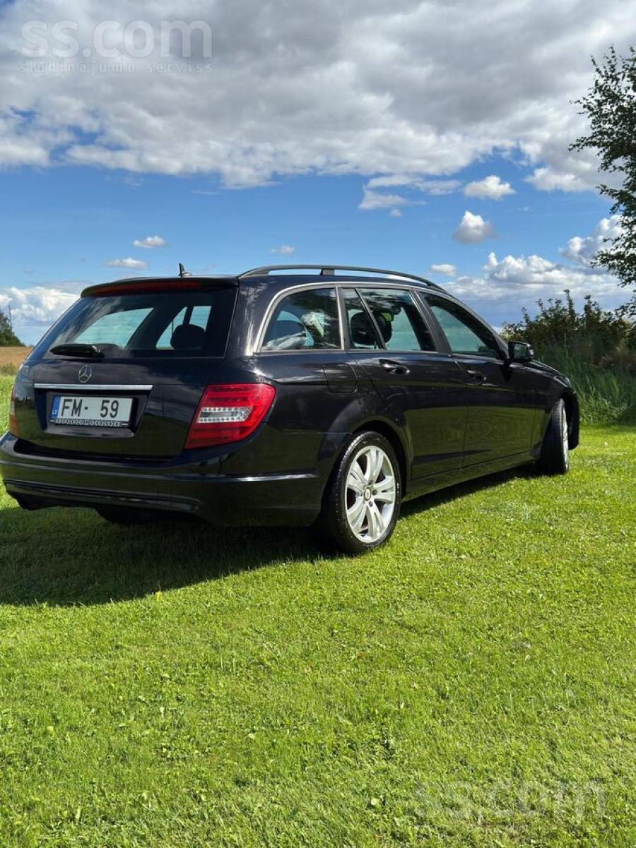 Black Mercedes-Benz C 180 2012 in Dobele, with an engine capacity of 2.10 L and mileage of 247 thousand km for 5259 €, photo 15 on AUTOMOTO.COM.LV