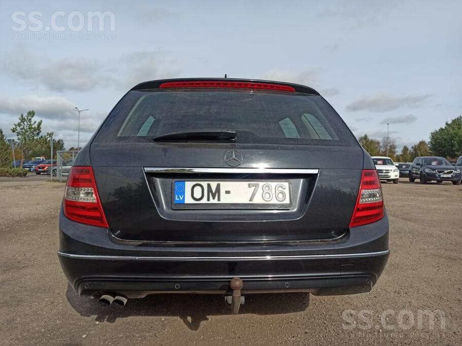 Melns Mercedes-Benz C 180 2013 Daugavpils, ar dzinēja tilpumu 2.10 L un nobraukumu 0 tūkst. km par 4950 €, foto 6 vietnē AUTOMOTO.COM.LV