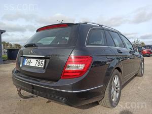 Melns Mercedes-Benz C 180 2013 Daugavpils, ar dzinēja tilpumu 2.10 L un nobraukumu 0 tūkst. km par 4950 €, foto 7 vietnē AUTOMOTO.COM.LV
