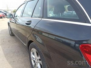 Melns Mercedes-Benz C 180 2013 Daugavpils, ar dzinēja tilpumu 2.10 L un nobraukumu 0 tūkst. km par 4950 €, foto 12 vietnē AUTOMOTO.COM.LV
