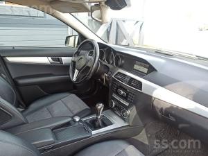 Melns Mercedes-Benz C 180 2013 Daugavpils, ar dzinēja tilpumu 2.10 L un nobraukumu 0 tūkst. km par 4950 €, foto 20 vietnē AUTOMOTO.COM.LV