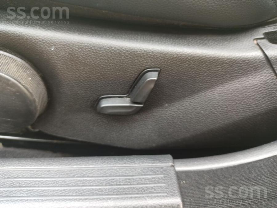 Melns Mercedes-Benz C 180 2013 Daugavpils, ar dzinēja tilpumu 2.10 L un nobraukumu 0 tūkst. km par 4950 €, foto 21 vietnē AUTOMOTO.COM.LV