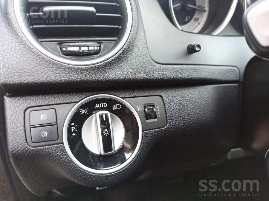 Melns Mercedes-Benz C 180 2013 Daugavpils, ar dzinēja tilpumu 2.10 L un nobraukumu 0 tūkst. km par 4950 €, foto 23 vietnē AUTOMOTO.COM.LV