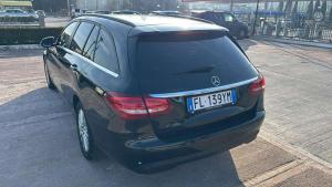 Black Mercedes-Benz C 180 2015 in Siauliai, with an engine capacity of 1.60 L and mileage of 249 thousand km for 7500 €, photo 4 on AUTOMOTO.COM.LV
