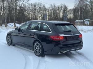 Melns Mercedes-Benz C 180 2018 Gulbene, ar dzinēja tilpumu 1.60 L un nobraukumu 228 tūkst. km par 18300 €, foto 3 vietnē AUTOMOTO.COM.LV