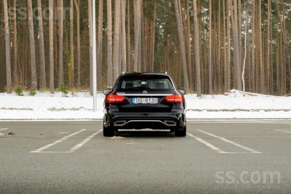 Black Mercedes-Benz C 180 2018 in Riga, with an engine capacity of 1.60 L and mileage of 229 thousand km for 18990 €, photo 7 on AUTOMOTO.COM.LV
