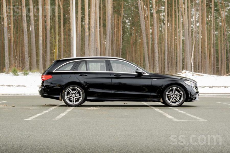 Melns Mercedes-Benz C 180 2018 Rīga, ar dzinēja tilpumu 1.60 L un nobraukumu 229 tūkst. km par 18990 €, foto 9 vietnē AUTOMOTO.COM.LV