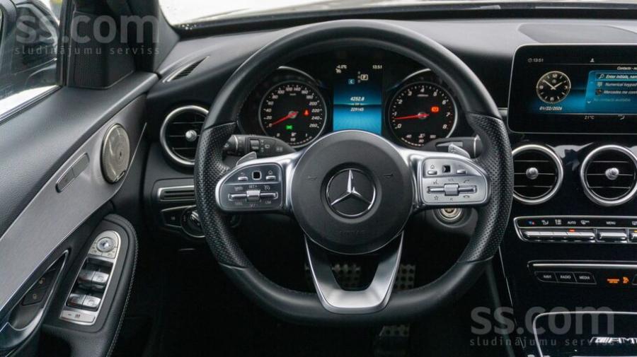 Melns Mercedes-Benz C 180 2018 Rīga, ar dzinēja tilpumu 1.60 L un nobraukumu 229 tūkst. km par 18990 €, foto 14 vietnē AUTOMOTO.COM.LV