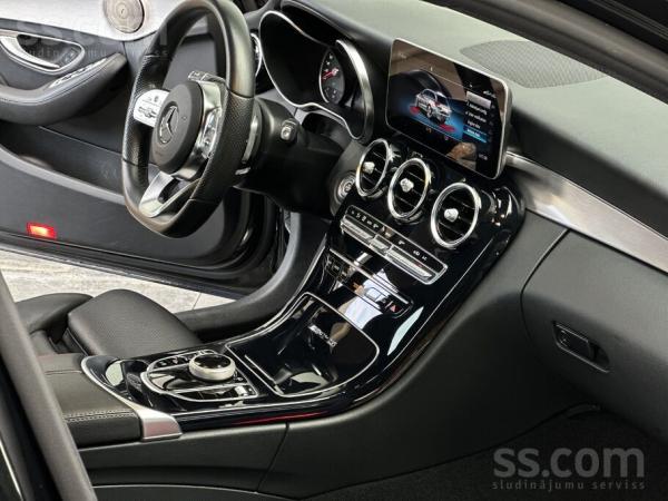 Black Mercedes-Benz C 180 2018 in Limbazi, with an engine capacity of 1.60 L and mileage of 240 thousand km for 17285 €, photo 7 on AUTOMOTO.COM.LV