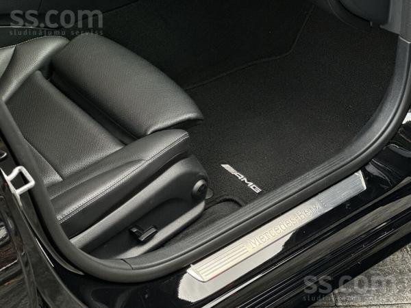 Black Mercedes-Benz C 180 2018 in Limbazi, with an engine capacity of 1.60 L and mileage of 240 thousand km for 17285 €, photo 9 on AUTOMOTO.COM.LV