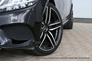 Black Mercedes-Benz C 180 2019 in Kretinga, with an engine capacity of 1.60 L and mileage of 276 thousand km for 11699 €, photo 7 on AUTOMOTO.COM.LV