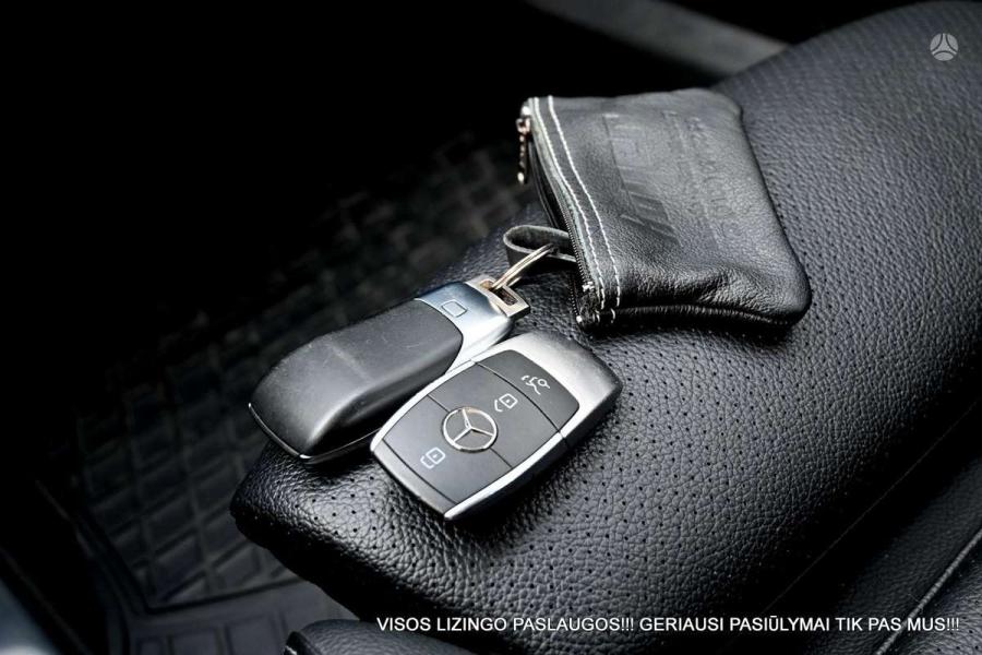 Black Mercedes-Benz C 180 2019 in Kretinga, with an engine capacity of 1.60 L and mileage of 276 thousand km for 11699 €, photo 31 on AUTOMOTO.COM.LV