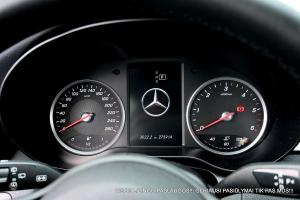 Black Mercedes-Benz C 180 2019 in Kretinga, with an engine capacity of 1.60 L and mileage of 276 thousand km for 11699 €, photo 33 on AUTOMOTO.COM.LV