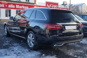 Melns Mercedes-Benz C 180 2020 Kauņa, ar dzinēja tilpumu 1.50 L un nobraukumu 69 tūkst. km par 29600 €, foto 4 vietnē AUTOMOTO.COM.LV