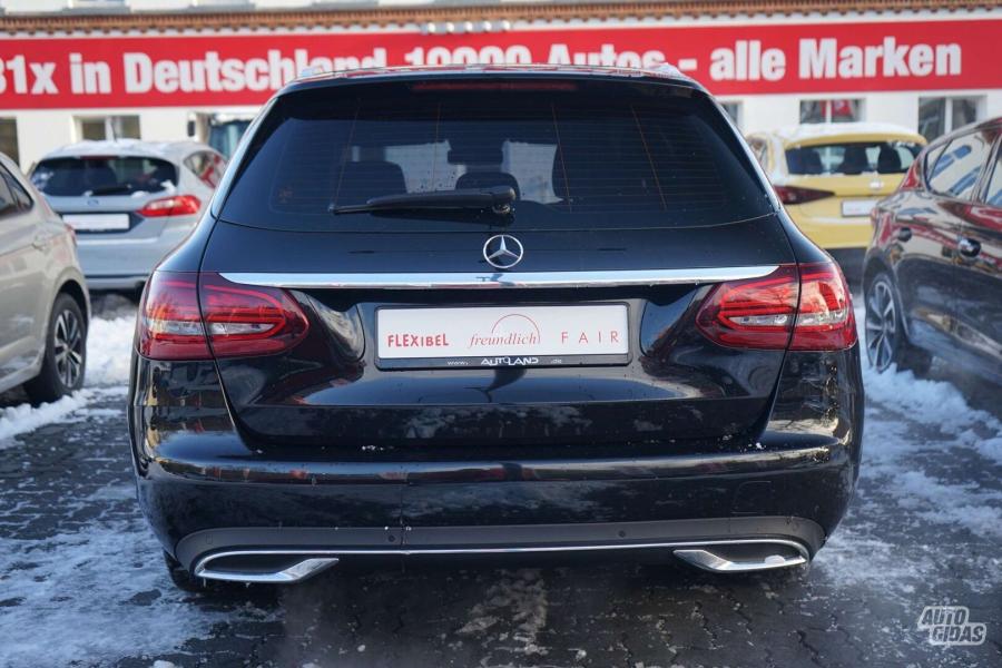 Melns Mercedes-Benz C 180 2020 Kauņa, ar dzinēja tilpumu 1.50 L un nobraukumu 69 tūkst. km par 29600 €, foto 5 vietnē AUTOMOTO.COM.LV