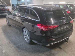 Melns Mercedes-Benz C 180 2021 Viļņa, ar dzinēja tilpumu 1.50 L un nobraukumu 124 tūkst. km par 22265 €, foto 5 vietnē AUTOMOTO.COM.LV