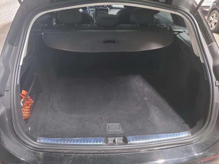 Melns Mercedes-Benz C 180 2021 Viļņa, ar dzinēja tilpumu 1.50 L un nobraukumu 124 tūkst. km par 22265 €, foto 11 vietnē AUTOMOTO.COM.LV