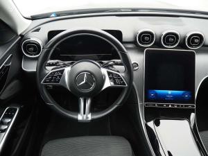 Melns Mercedes-Benz C 180 2022 Viļņa, ar dzinēja tilpumu 1.50 L un nobraukumu 134 tūkst. km par 26200 €, foto 18 vietnē AUTOMOTO.COM.LV