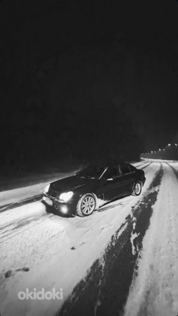 Blue Mercedes-Benz C 180 2004 in Tallinn, with an engine capacity of 1.80 L and mileage of 154 thousand km for 2000 €, photo 6 on AUTOMOTO.COM.LV