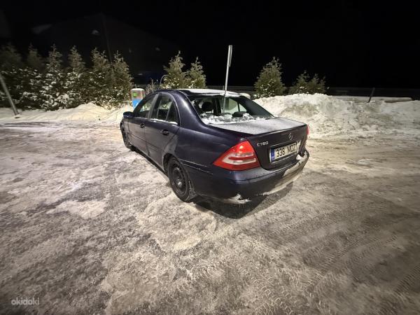 Blue Mercedes-Benz C 180 2004 in Tallinn, with an engine capacity of 1.80 L and mileage of 154 thousand km for 2000 €, photo 10 on AUTOMOTO.COM.LV